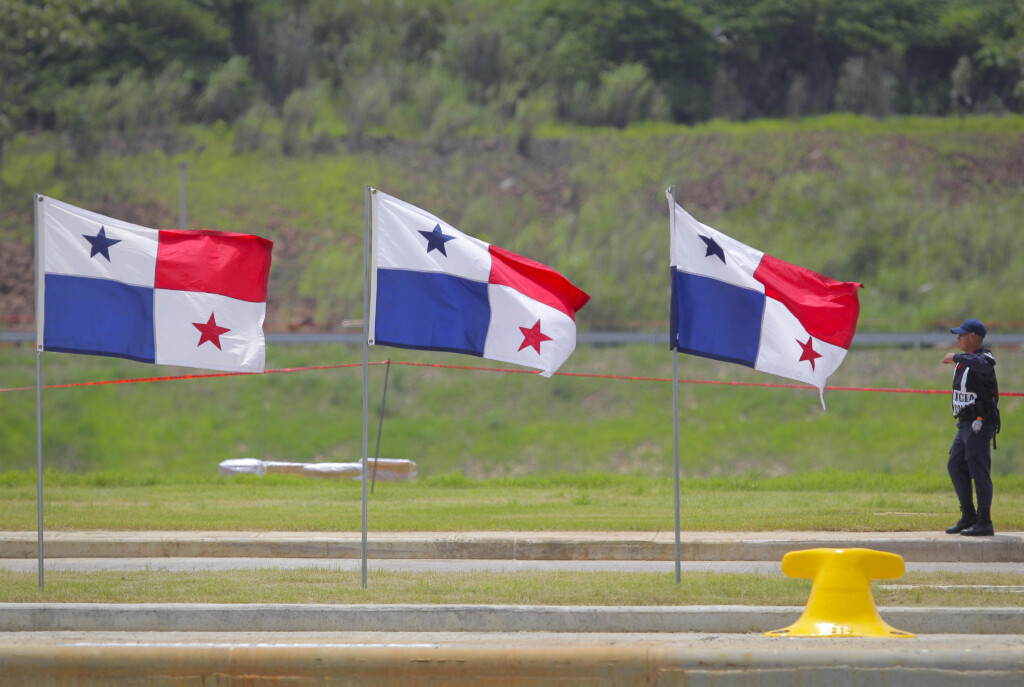 USA, Panama: "U.S. Government Ships Will Not Transit the Canal for Free ...