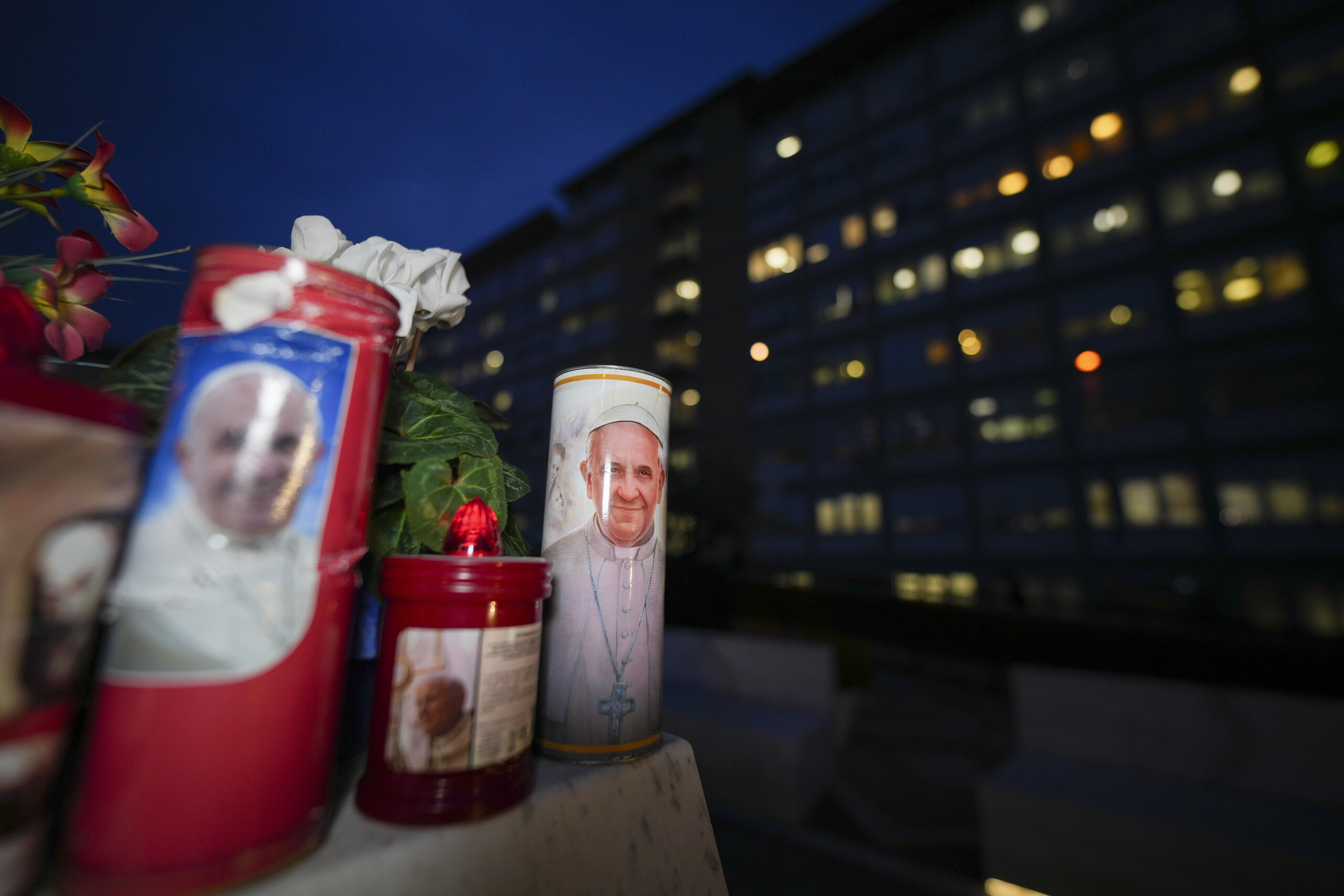 Pope, Holy See: ‘Bergoglio slightly improved’ - LaPresse News