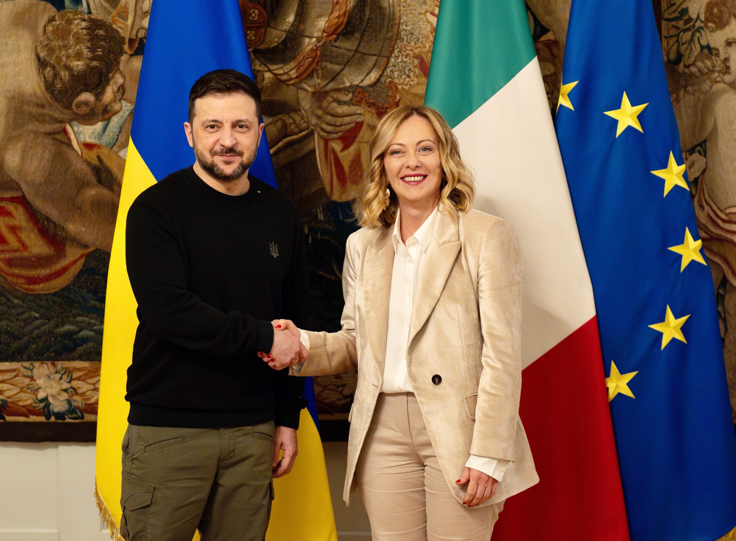 Ukraine, Meloni meets Zelensky: “Italy's support and commitment to a ...