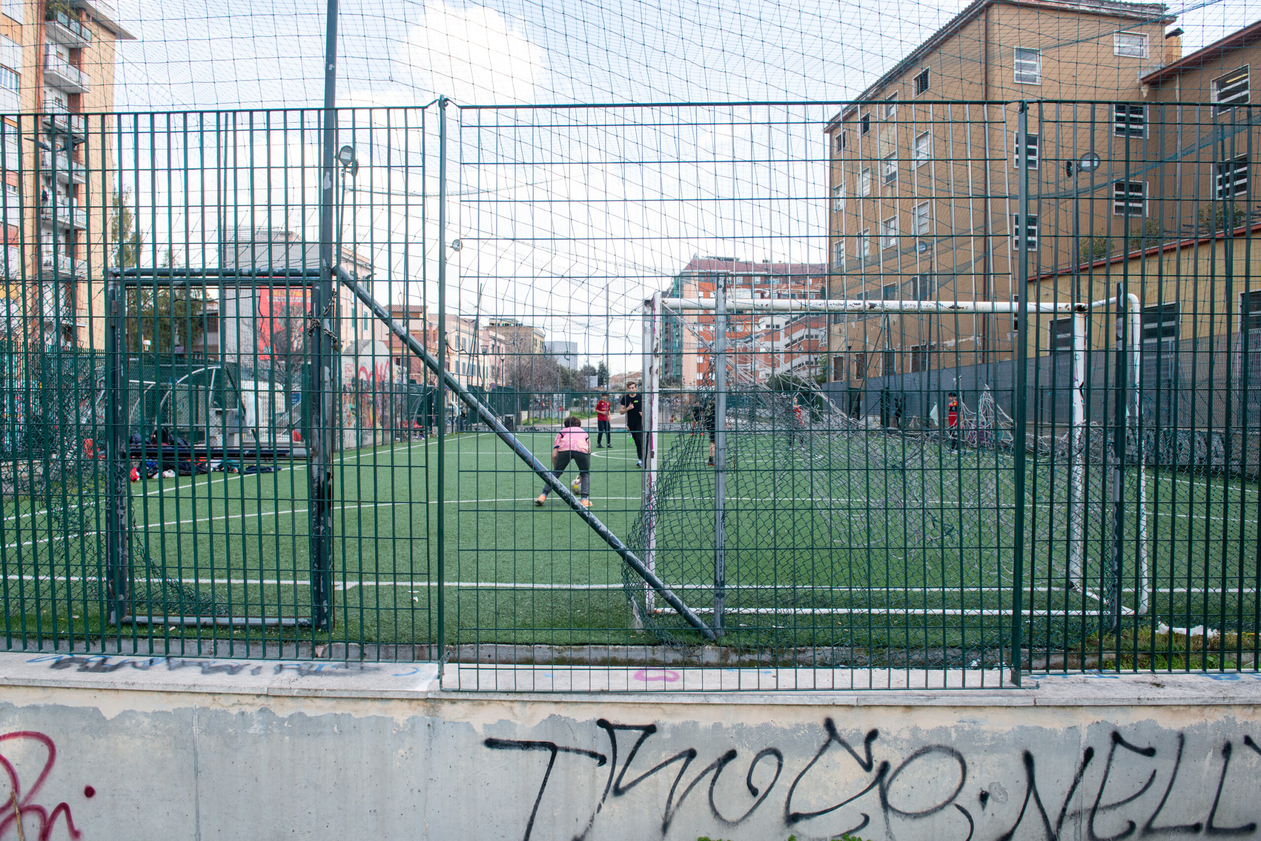 Naples, illness in football school: 14-year-old boy dies - LaPresse News
