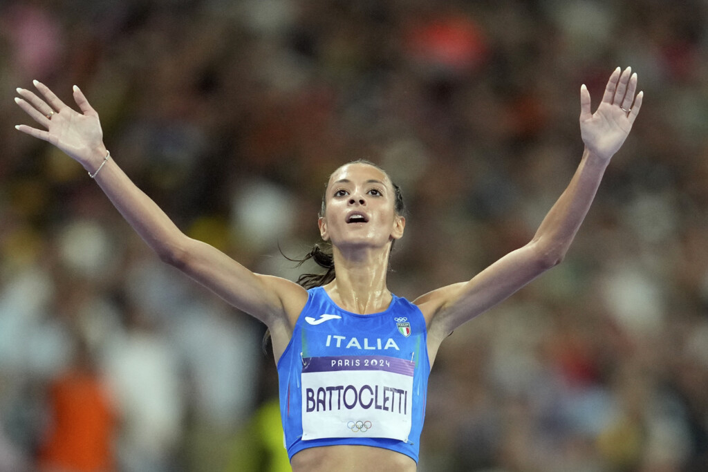 Athletics: gold medal and Italian record in the 10 km for Battocletti ...