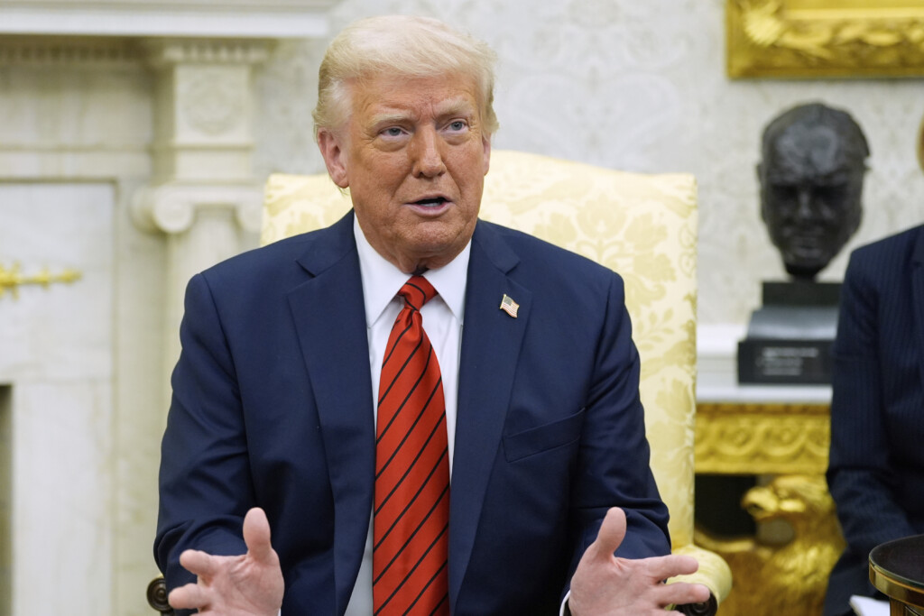 Tariffs, Trump: "The US is making enormous amounts of money" - LaPresse ...