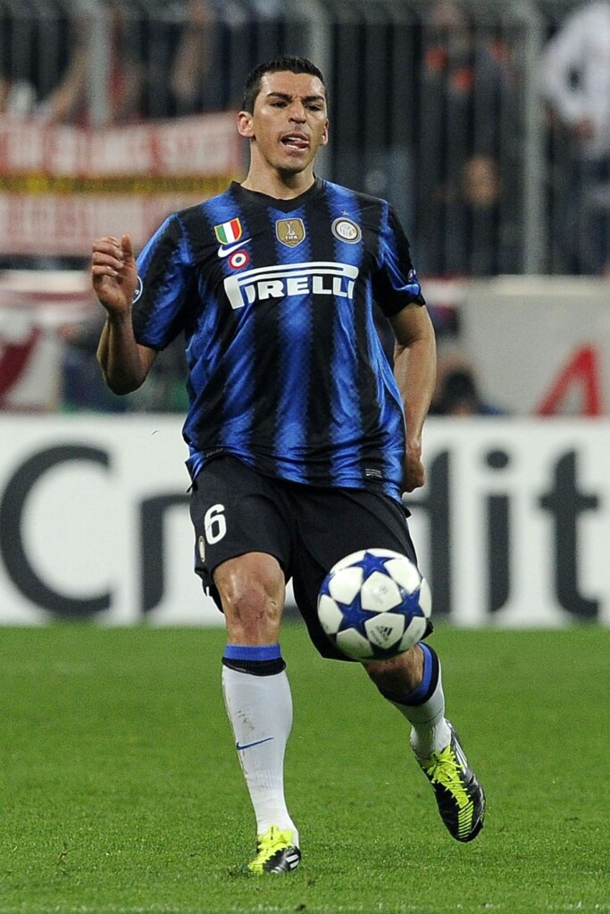 Football: domestic accident, former Inter player Lucio in intensive ...