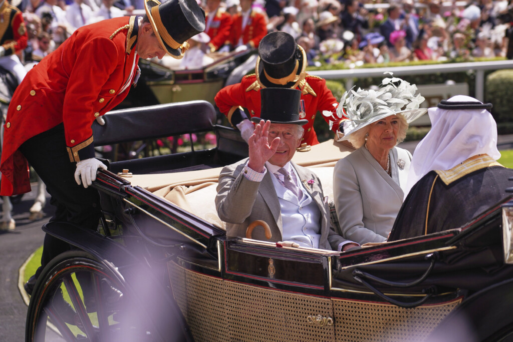 United Kingdom: royal train retired after 156 years of service, “too ...