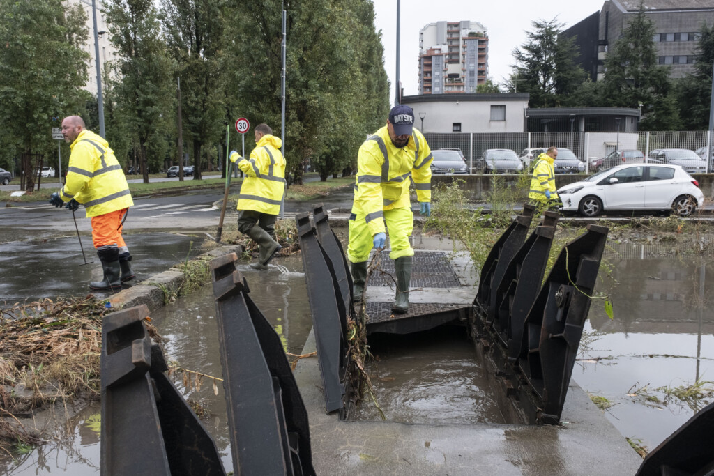 Bad weather: Seveso River overflows in Brianza, 15 people evacuated in ...