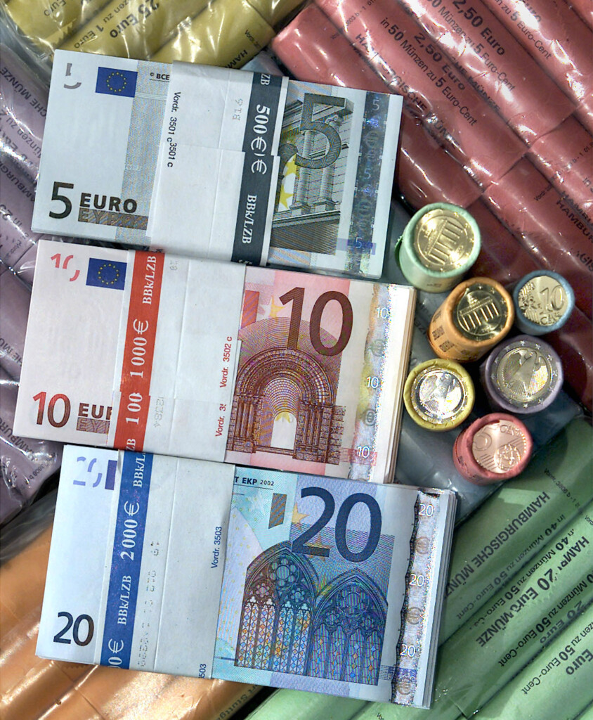 GDP: OECD forecasts +0.6% growth in Italy in 2025, with 2026 estimate ...