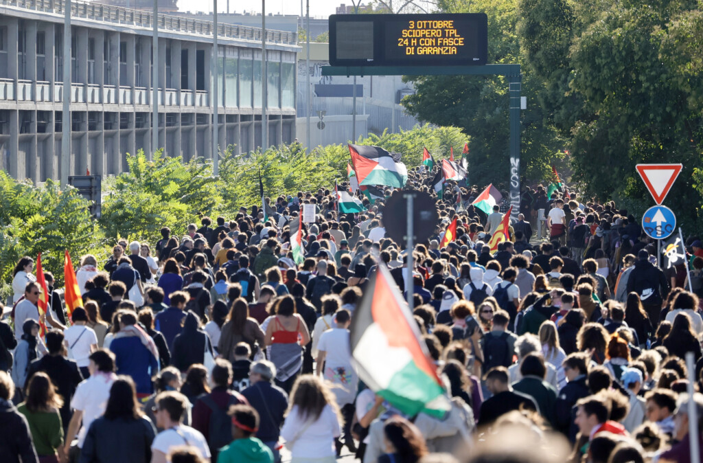 Flotilla: Ombudsman opens proceedings on 3 October general strike ...