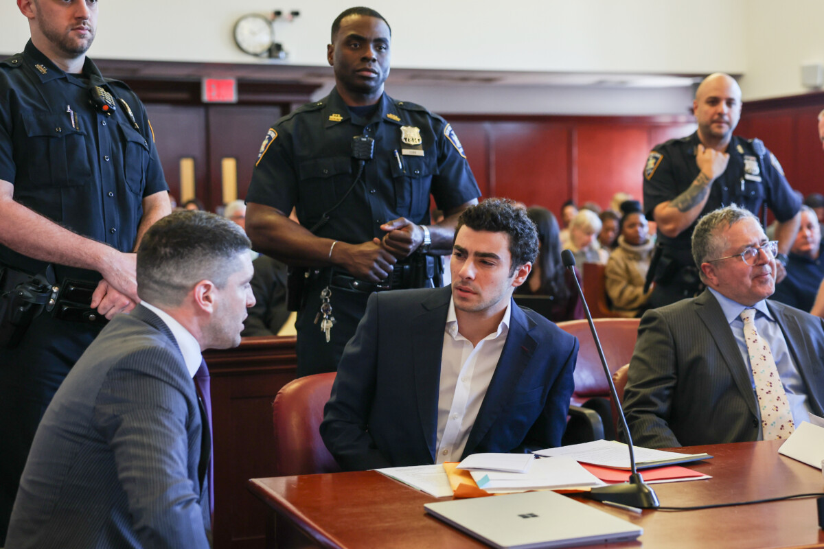 USA: FBI agent impersonated to free Luigi Mangione, who had been ...