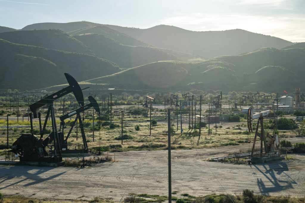 Iran, IEA: ‘Emergency oil reserves have begun to be released onto the ...