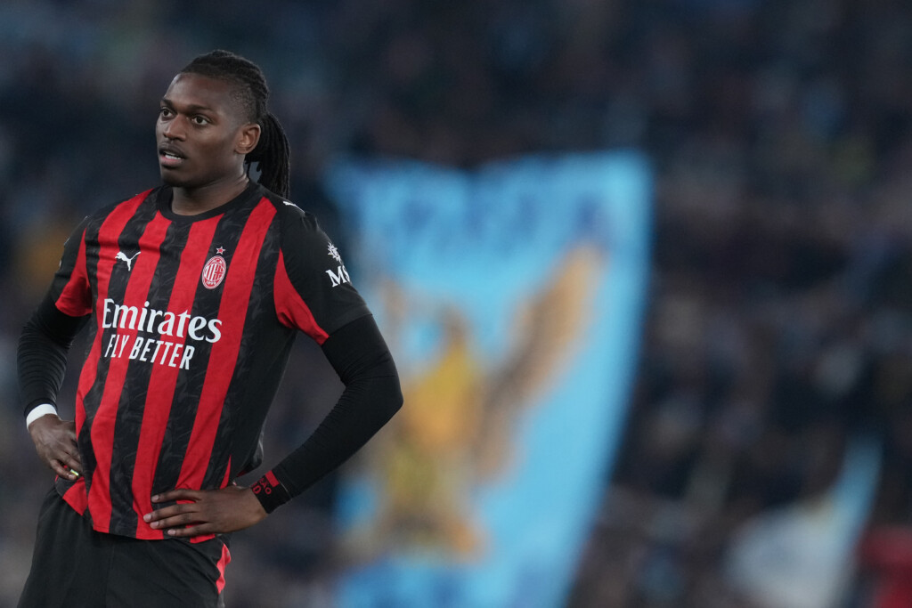 Football: right adductor injury, Milan without Leao against Torino ...